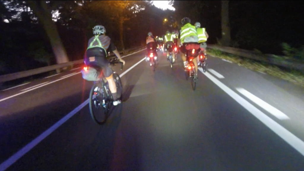 Deze helden fietsen 4.200 km naar Turkije | De Standaard