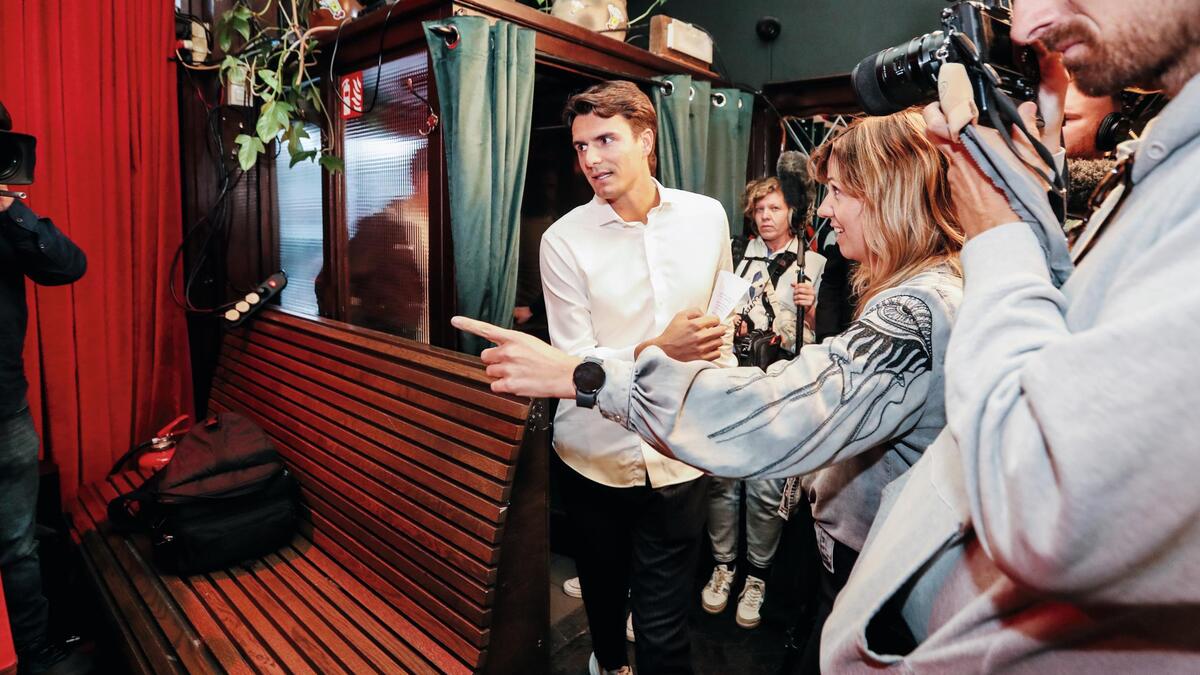 Deze ‘zattemansklap’ kostte Rousseau zijn voorzitterspositie | De Standaard
