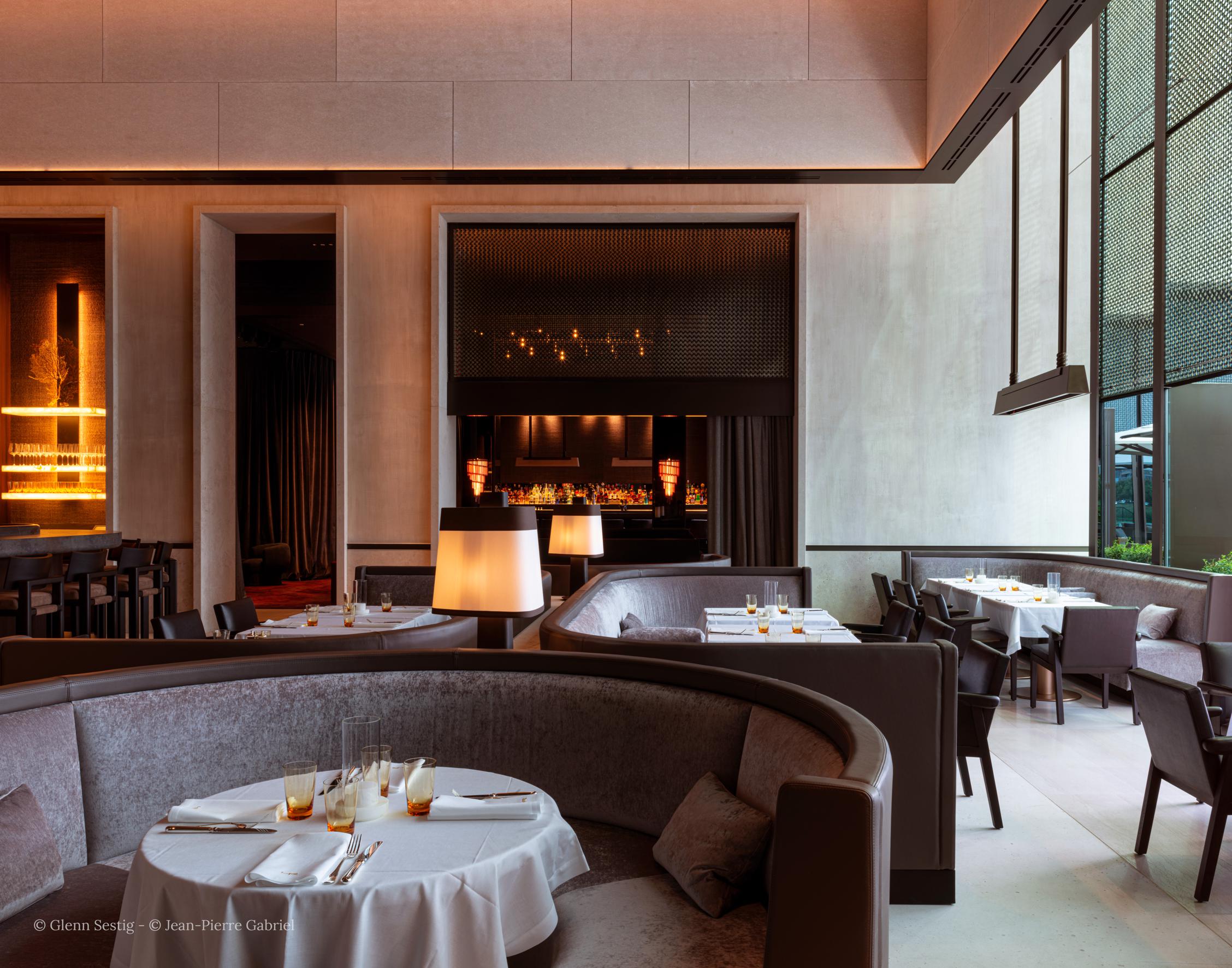 La Rigue van Peter Goossens: een chique kustbrasserie, waar het vooral ...
