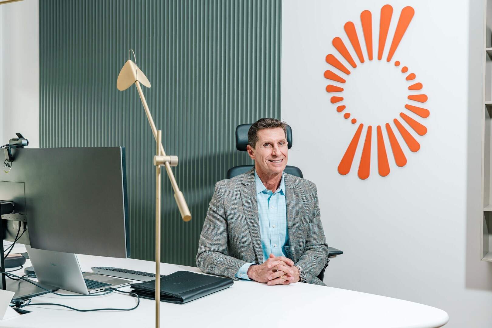 Ceo Mike Radossich na turbulent eerste halfjaar bij Syensqo: “Ik schrik ...