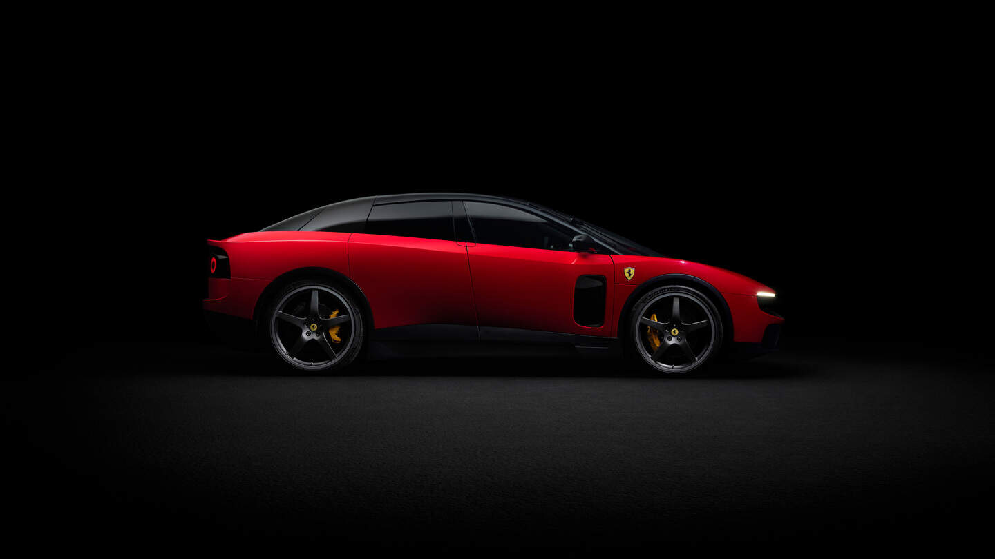 Nieuwe Ferrari ‘Elettrica’ schrikt beleggers af: “Merk is om zeep” | De ...