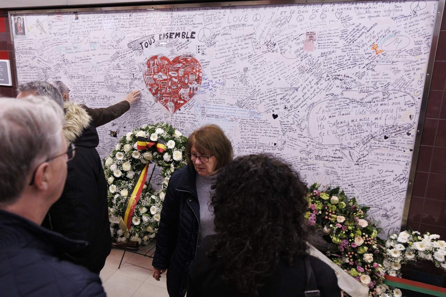 Slachtoffers terreuraanslagen herdacht in Zaventem en metrostation ...