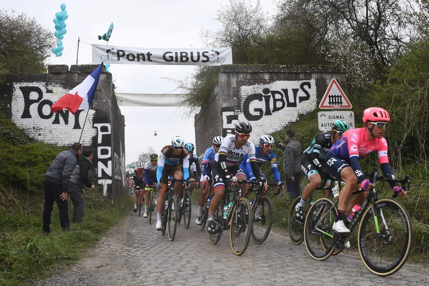 Waar kunt u het best naar Parijs-Roubaix gaan kijken? Vier plekken waar ...