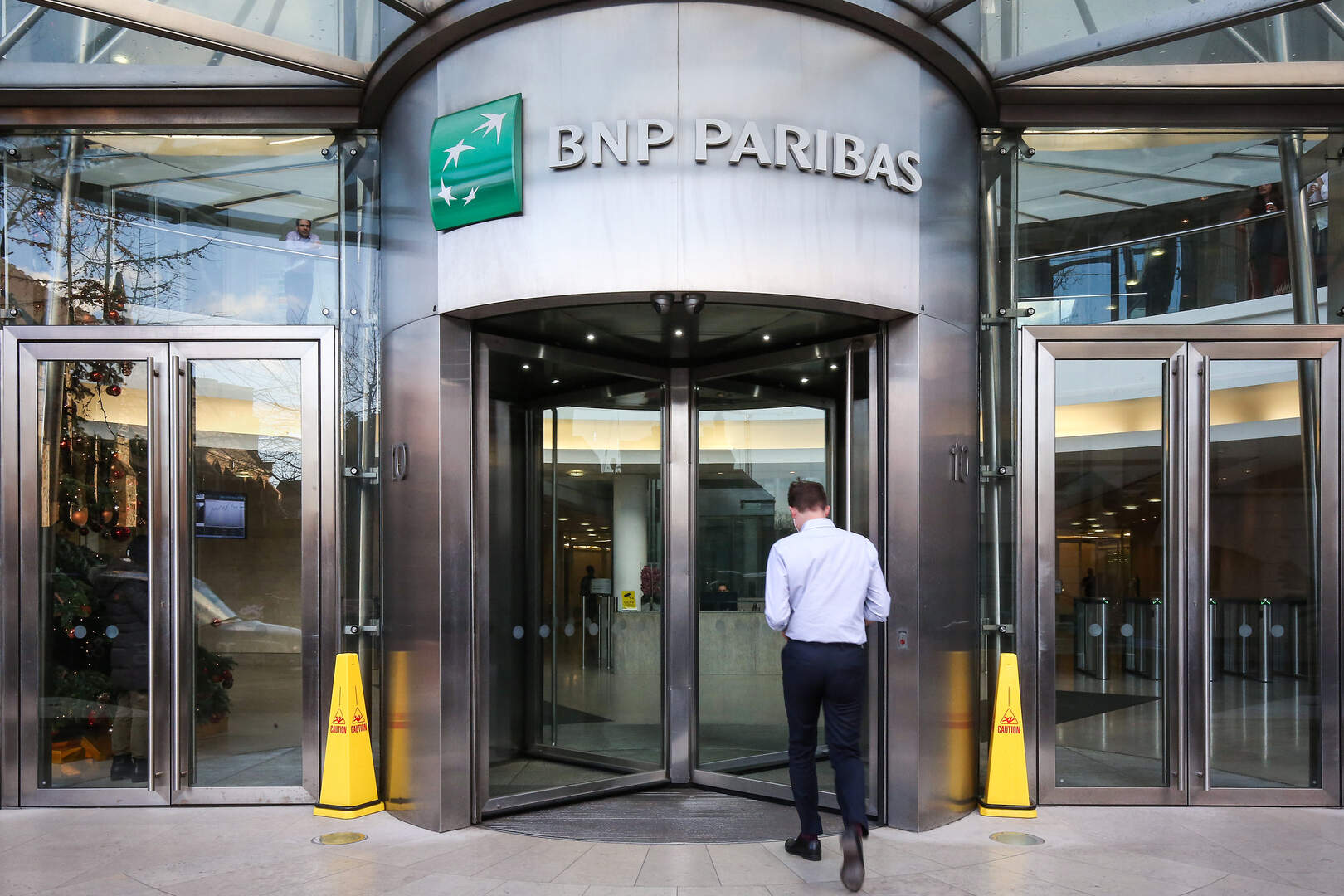 BNP Paribas Fortis wil 1.000 jobs vervangen door AI tegen 2028 | De ...