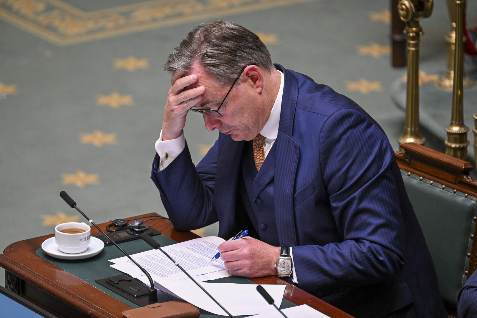 Experts doen 264 begrotingsvoorstellen, maar De Wever schiet er amper ...
