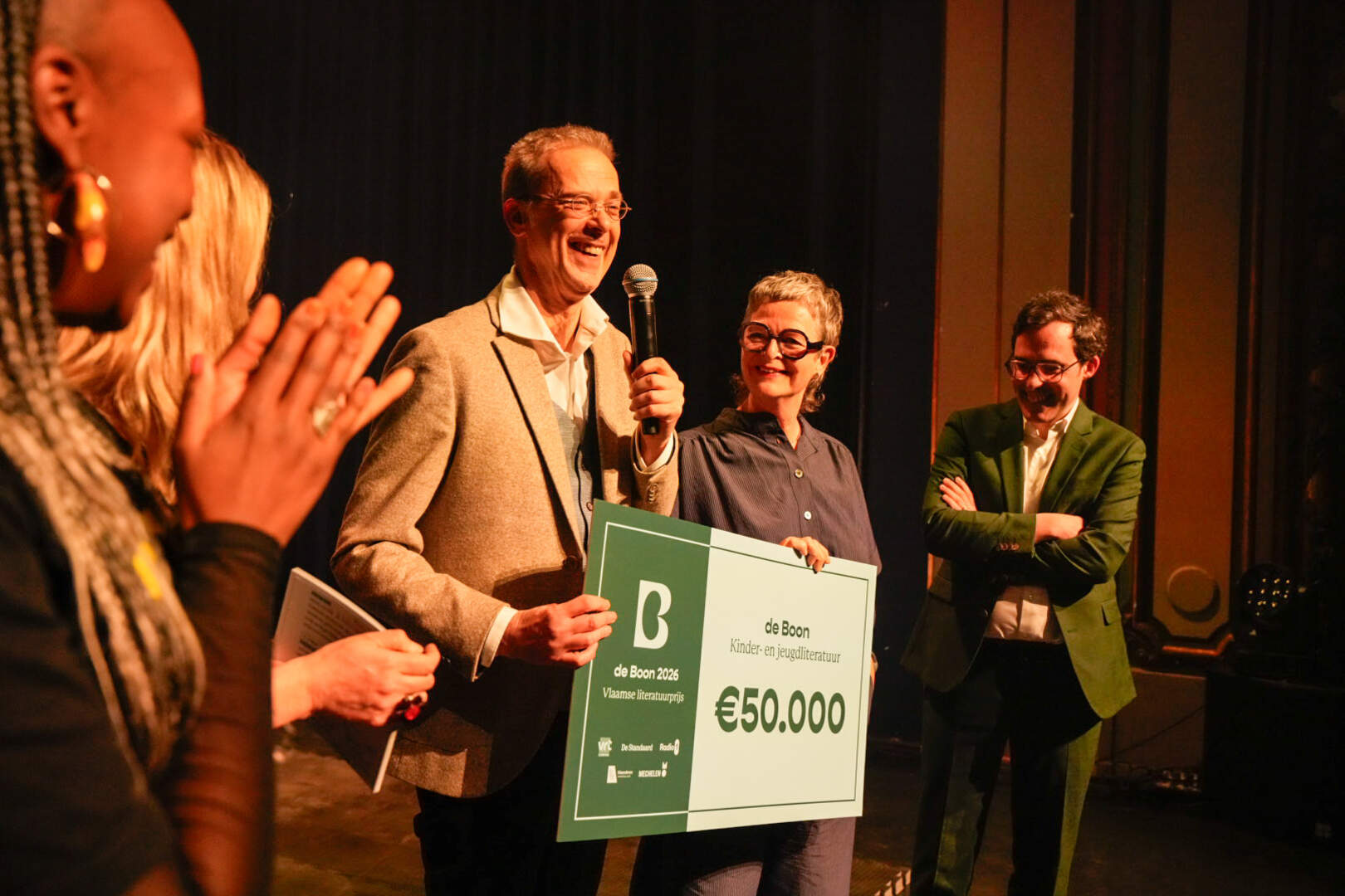 Boon voor jeugdliteratuur gaat naar Benny Lindelauf en Ingrid Godon ...