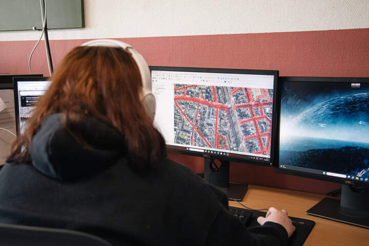 Bij Diests IT-bedrijf trainen mensen met autisme AI-modellen: “Zij doen ...