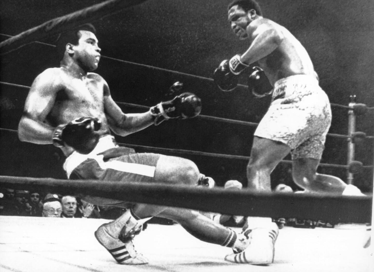 Hoe Muhammad Ali 50 jaar geleden de populairste man op aarde werd ...
