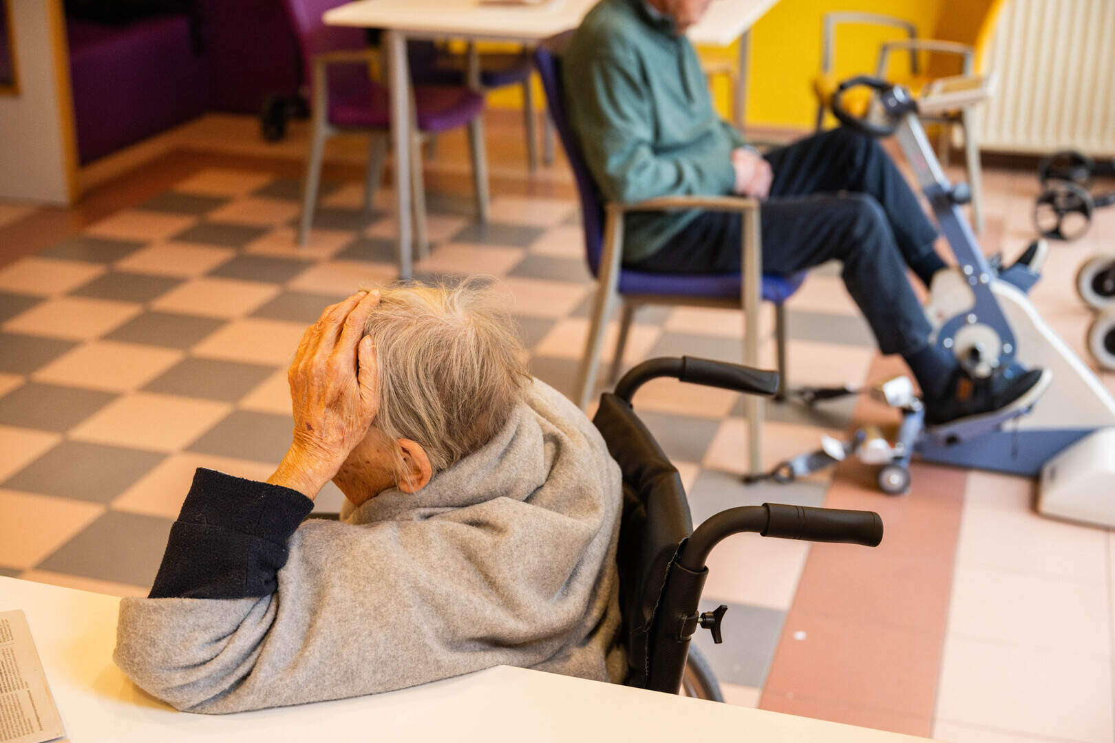 Rusthuisbewoner moet elke maand tussen 572 en 758 euro spaargeld ...