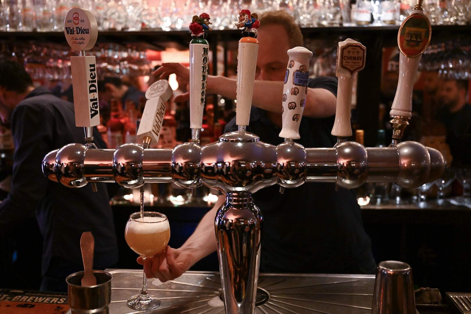Biersector onder druk: we drinken half miljard pintjes minder dan 10 ...