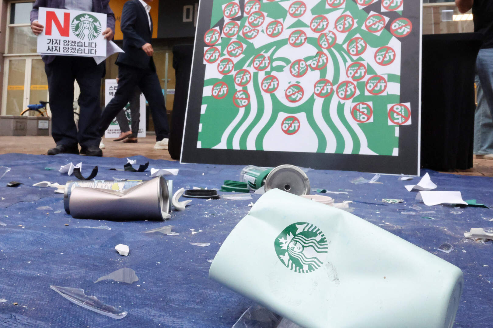 ‘Tank Day’-reclame Starbucks schiet Zuid-Koreanen in verkeerde keelgat ...