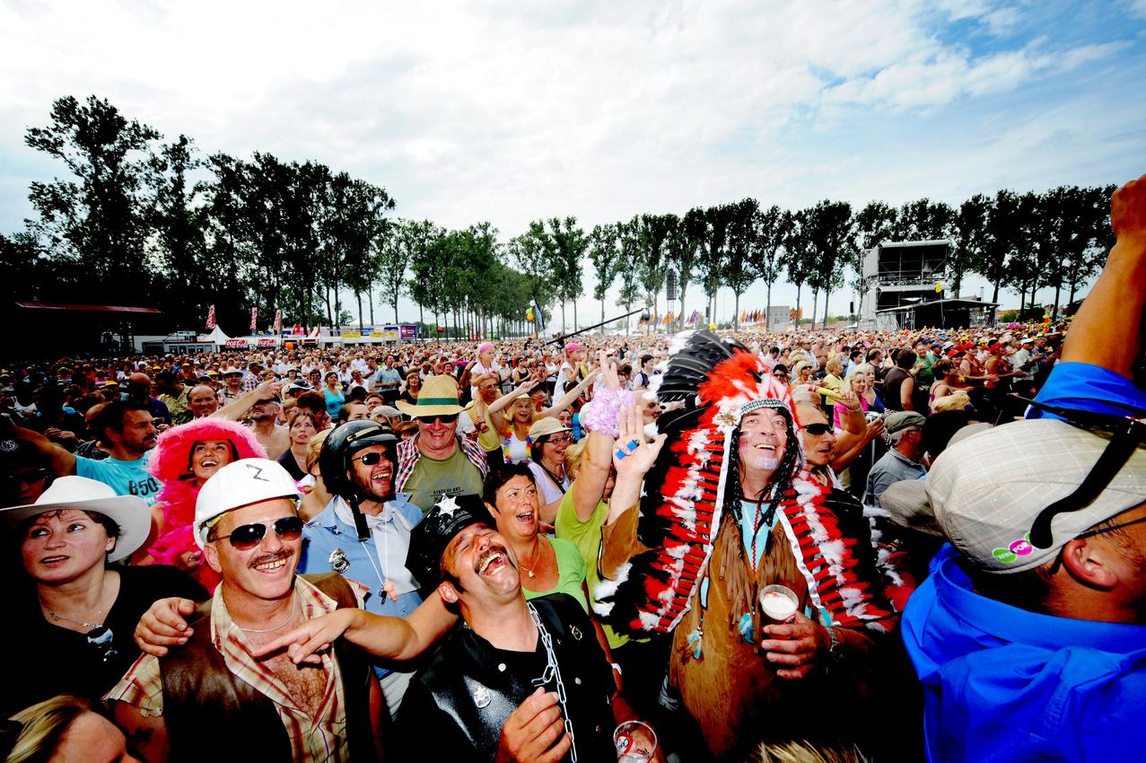 Familiefestival Summer Swing Hasselt moet Rimpelrock doen vergeten | De ...