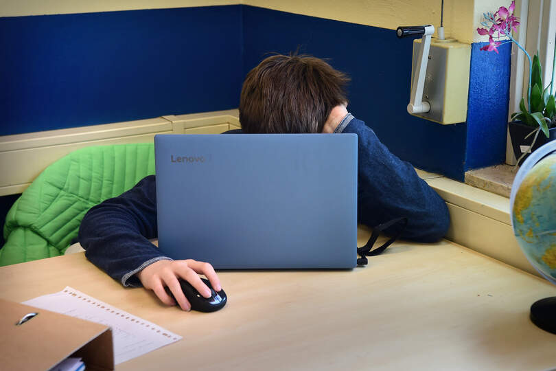Demir maakt 10 miljoen euro vrij voor aanpak AI in onderwijs: “We mogen ...