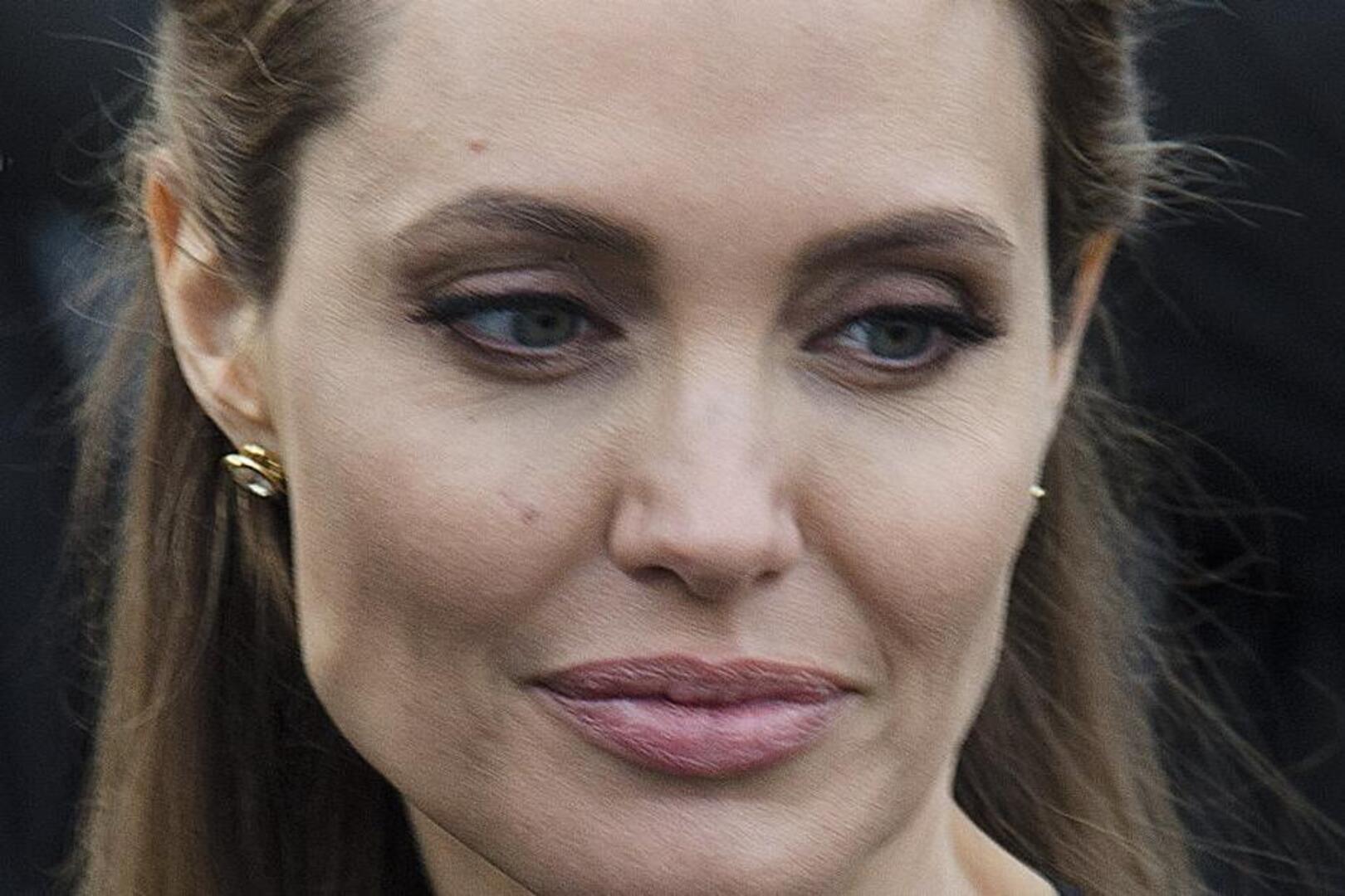 Angelina Jolie opnieuw onder het mes | De Standaard
