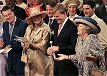 Nederland viert 25-jaar Beatrix | De Standaard