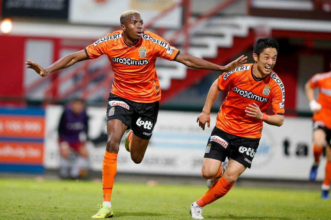 Osimhen doet Charleroi verder dromen van Europees voetbal | De Standaard