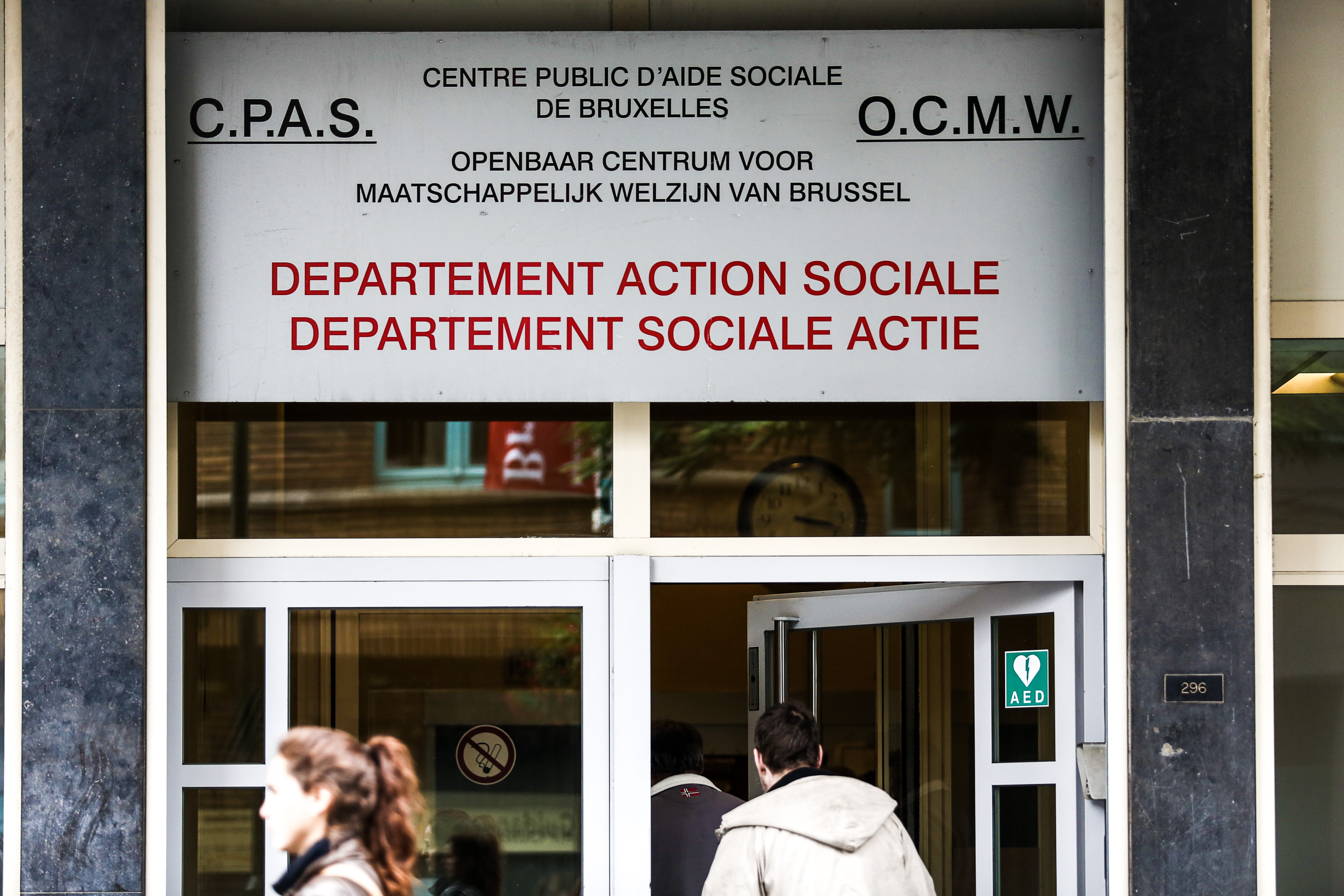 Recht op leefloon hangt af van attitude OCMW-medewerker | De Standaard