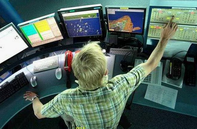 Belgocontrol kan loon luchtverkeersleiders niet meer betalen | De Standaard